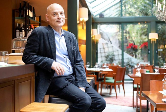 Lectures Bureau | Στη ζωή θα είσαι άνθρωπος ή της Οδύσσειας ή της ...